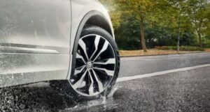What tyres are best in the rain? Rain Tyres